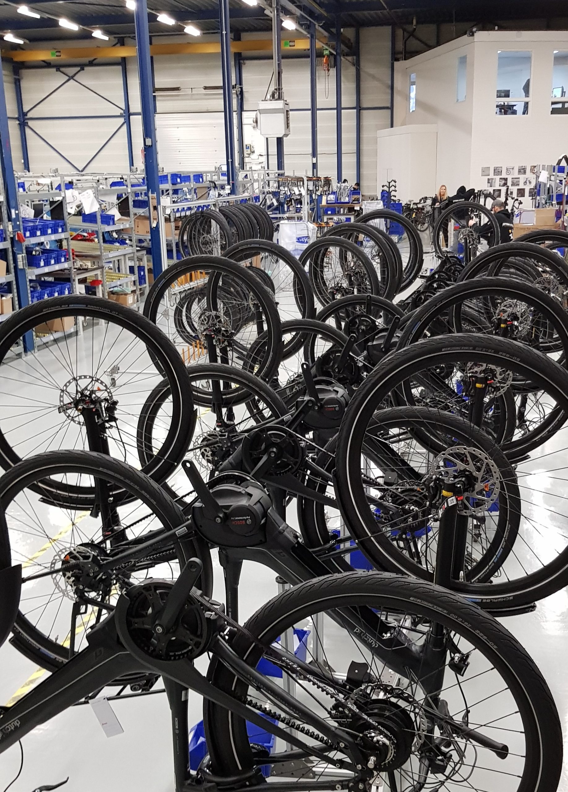 Infinity GT en Wave in productie!